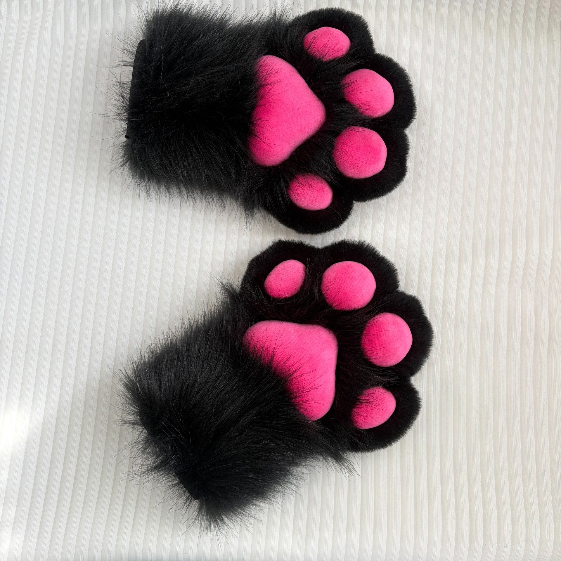 Black and pink color matching claw – Meow Fursuits